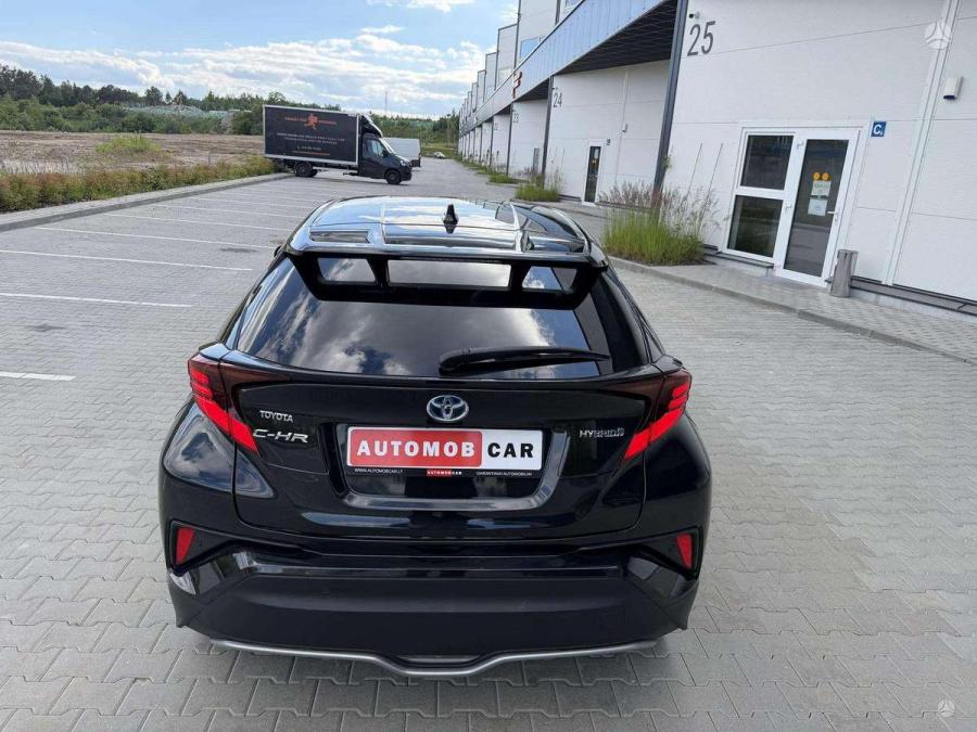 Черный Тойота C-HR 2021 в Вильнюс, объемом двигателя 1.80 л и пробегом 147 тыс. км за 19950 €, фото 12 на AUTOMOTO.COM.LV