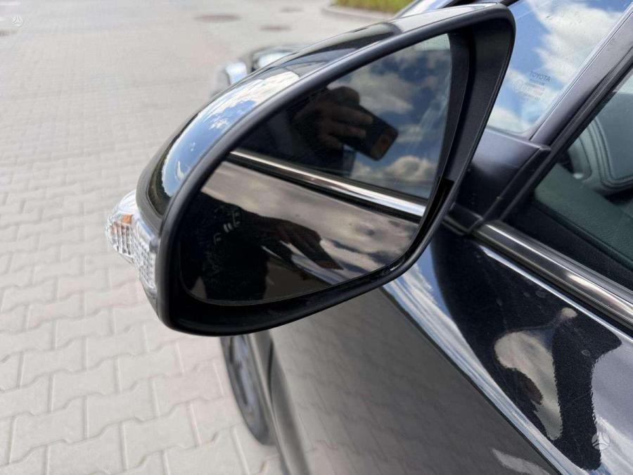 Черный Тойота C-HR 2021 в Вильнюс, объемом двигателя 1.80 л и пробегом 147 тыс. км за 19950 €, фото 27 на AUTOMOTO.COM.LV