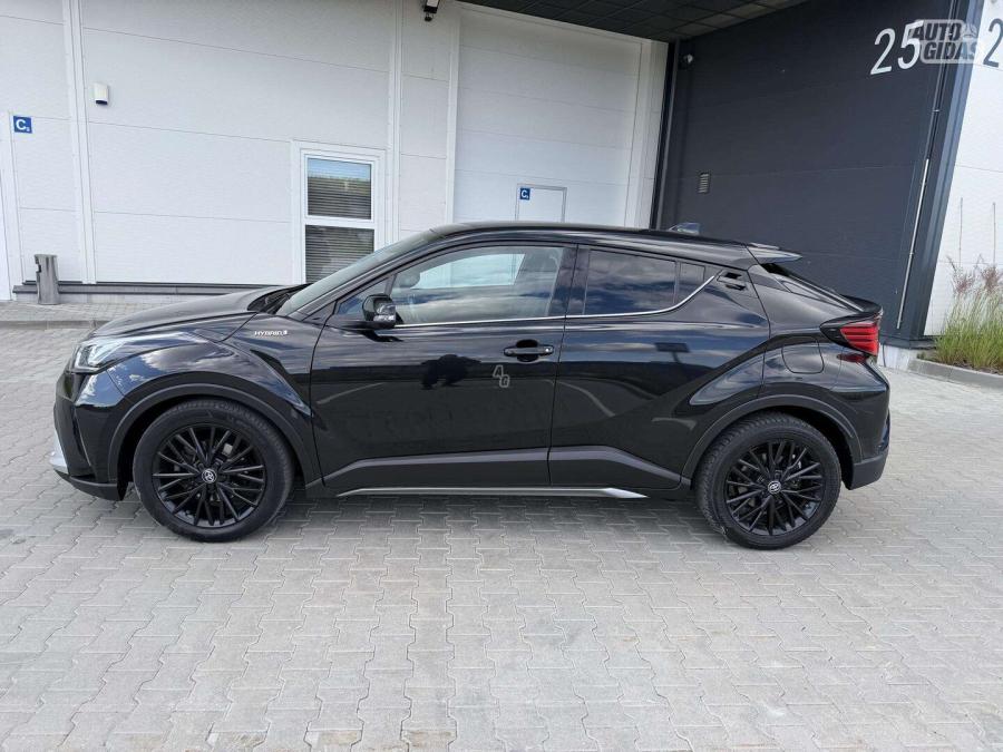Черный Тойота C-HR 2021 в Вильнюс, объемом двигателя 1.80 л и пробегом 147 тыс. км за 19950 €, фото 7 на AUTOMOTO.COM.LV
