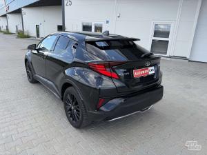 Черный Тойота C-HR 2021 в Вильнюс, объемом двигателя 1.80 л и пробегом 147 тыс. км за 19950 €, фото 8 на AUTOMOTO.COM.LV