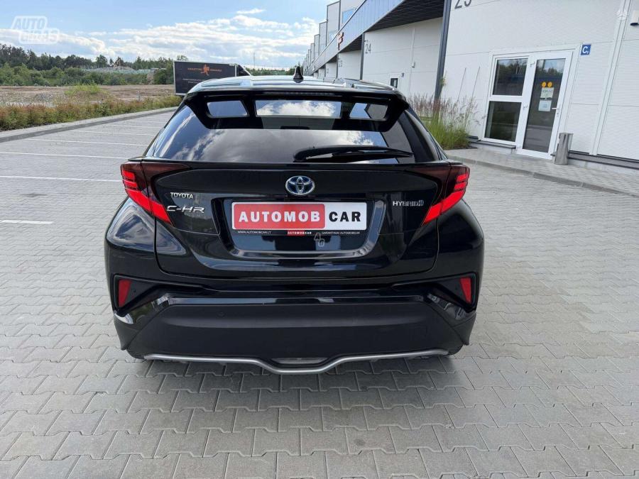 Черный Тойота C-HR 2021 в Вильнюс, объемом двигателя 1.80 л и пробегом 147 тыс. км за 19950 €, фото 11 на AUTOMOTO.COM.LV