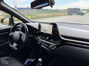 Черный Тойота C-HR 2021 в Вильнюс, объемом двигателя 1.80 л и пробегом 147 тыс. км за 19950 €, фото 25 на AUTOMOTO.COM.LV