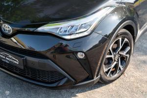 Melns Toyota C-HR 2021 Viļņa, ar dzinēja tilpumu 1.99 L un nobraukumu 127 tūkst. km par 19900 €, foto 8 vietnē AUTOMOTO.COM.LV