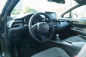 Melns Toyota C-HR 2021 Viļņa, ar dzinēja tilpumu 1.99 L un nobraukumu 127 tūkst. km par 19900 €, foto 20 vietnē AUTOMOTO.COM.LV