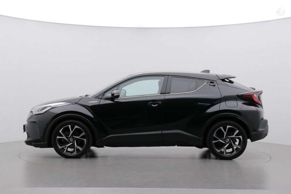 Черный Тойота C-HR 2021 в Вильнюс, объемом двигателя 1.80 л и пробегом 55 тыс. км за 23900 €, фото 4 на AUTOMOTO.COM.LV