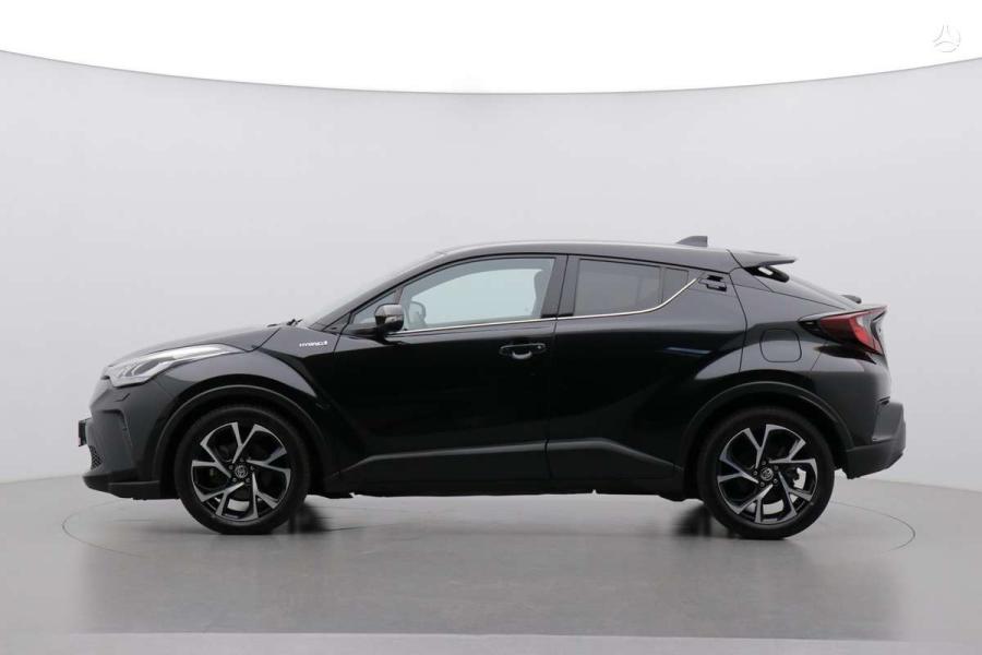 Черный Тойота C-HR 2021 в Вильнюс, объемом двигателя 1.80 л и пробегом 55 тыс. км за 23900 €, фото 5 на AUTOMOTO.COM.LV