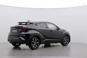Melns Toyota C-HR 2021 Viļņa, ar dzinēja tilpumu 1.80 L un nobraukumu 90 tūkst. km par 23900 €, foto 4 vietnē AUTOMOTO.COM.LV