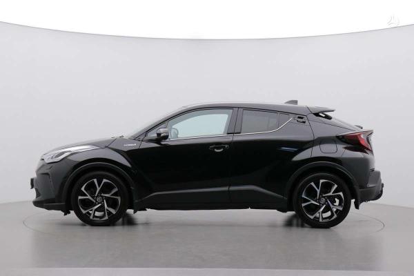 Черный Тойота C-HR 2021 в Вильнюс, объемом двигателя 1.80 л и пробегом 90 тыс. км за 23900 €, фото 4 на AUTOMOTO.COM.LV