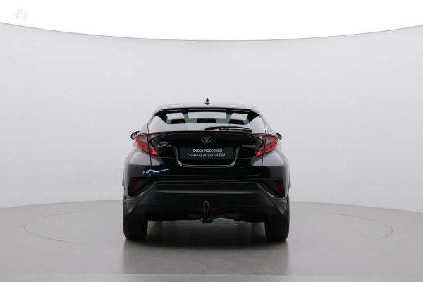 Черный Тойота C-HR 2021 в Вильнюс, объемом двигателя 1.80 л и пробегом 90 тыс. км за 23900 €, фото 5 на AUTOMOTO.COM.LV