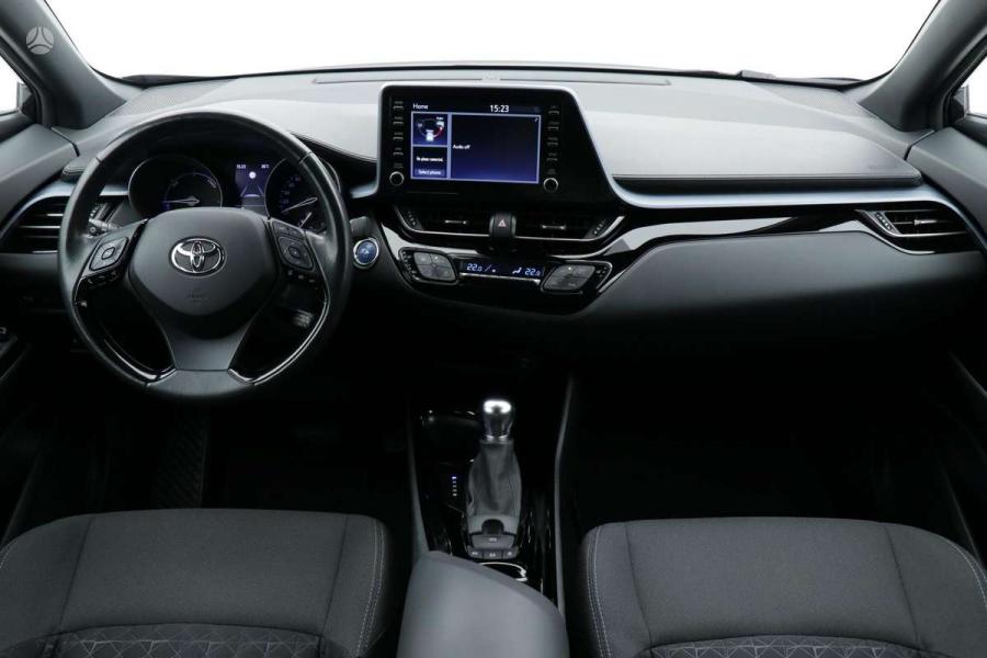 Melns Toyota C-HR 2021 Viļņa, ar dzinēja tilpumu 1.80 L un nobraukumu 90 tūkst. km par 23900 €, foto 8 vietnē AUTOMOTO.COM.LV
