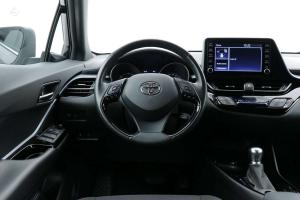 Melns Toyota C-HR 2021 Viļņa, ar dzinēja tilpumu 1.80 L un nobraukumu 90 tūkst. km par 23900 €, foto 9 vietnē AUTOMOTO.COM.LV