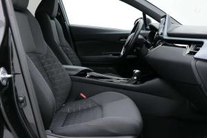 Melns Toyota C-HR 2021 Viļņa, ar dzinēja tilpumu 1.80 L un nobraukumu 90 tūkst. km par 23900 €, foto 10 vietnē AUTOMOTO.COM.LV