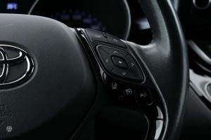 Melns Toyota C-HR 2021 Viļņa, ar dzinēja tilpumu 1.80 L un nobraukumu 90 tūkst. km par 23900 €, foto 30 vietnē AUTOMOTO.COM.LV