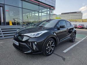 Melns Toyota C-HR 2021 Viļņa, ar dzinēja tilpumu 1.99 L un nobraukumu 94 tūkst. km par 23980 €, foto  vietnē AUTOMOTO.COM.LV