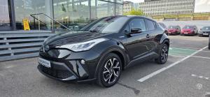 Melns Toyota C-HR 2021 Viļņa, ar dzinēja tilpumu 1.99 L un nobraukumu 94 tūkst. km par 23980 €, foto 3 vietnē AUTOMOTO.COM.LV