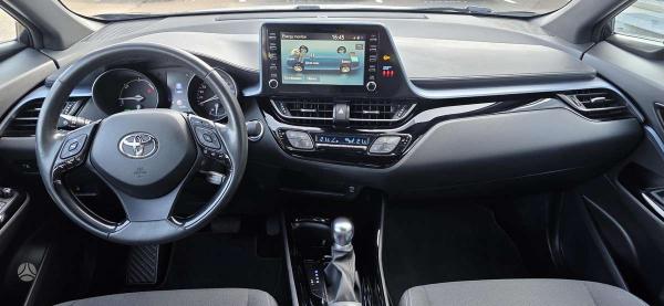 Черный Тойота C-HR 2021 в Вильнюс, объемом двигателя 1.99 л и пробегом 94 тыс. км за 23980 €, фото 10 на AUTOMOTO.COM.LV