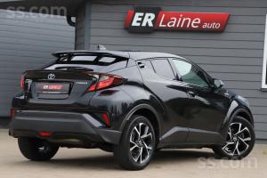 Черный Тойота C-HR 2021 в Тукумс, объемом двигателя 1.80 л и пробегом 147 тыс. км за 19000 €, фото 4 на AUTOMOTO.COM.LV