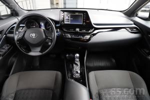 Черный Тойота C-HR 2021 в Тукумс, объемом двигателя 1.80 л и пробегом 147 тыс. км за 19000 €, фото 8 на AUTOMOTO.COM.LV