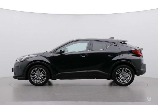Melns Toyota C-HR 2021 Viļņa, ar dzinēja tilpumu 1.80 L un nobraukumu 82 tūkst. km par 24900 €, foto 5 vietnē AUTOMOTO.COM.LV