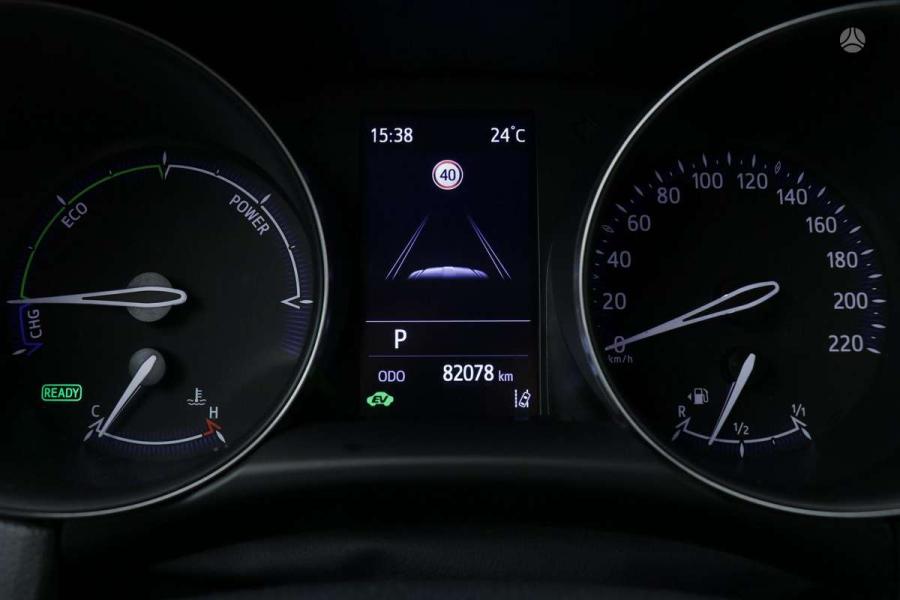 Черный Тойота C-HR 2021 в Вильнюс, объемом двигателя 1.80 л и пробегом 82 тыс. км за 24900 €, фото 15 на AUTOMOTO.COM.LV