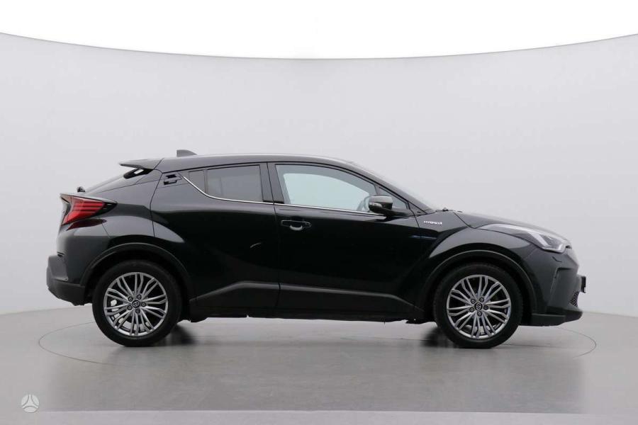 Черный Тойота C-HR 2021 в Вильнюс, объемом двигателя 1.80 л и пробегом 82 тыс. км за 24900 €, фото 18 на AUTOMOTO.COM.LV