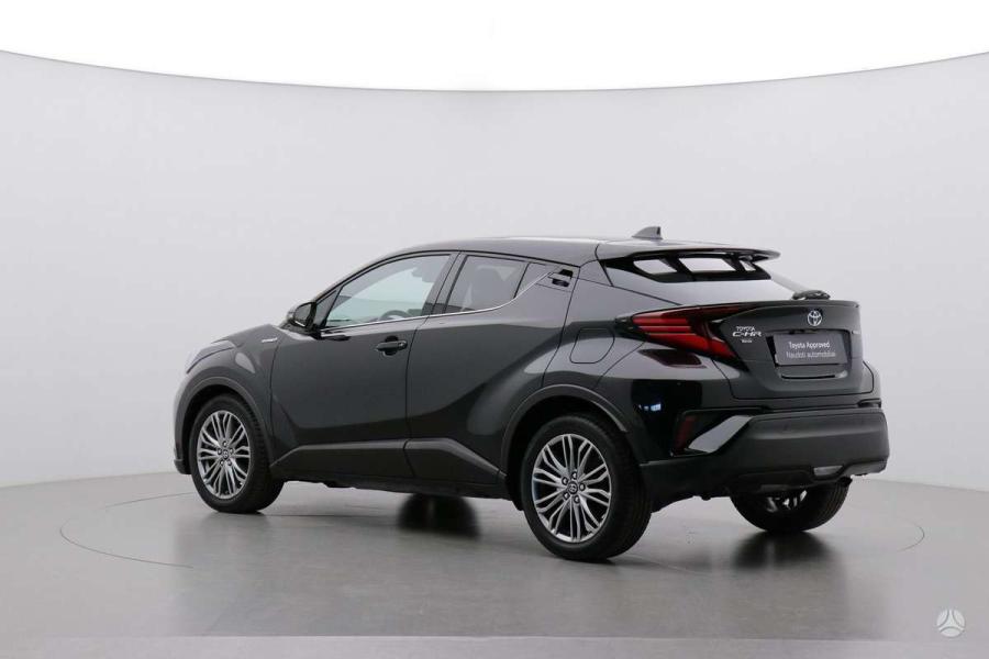 Черный Тойота C-HR 2021 в Вильнюс, объемом двигателя 1.80 л и пробегом 82 тыс. км за 24900 €, фото 19 на AUTOMOTO.COM.LV