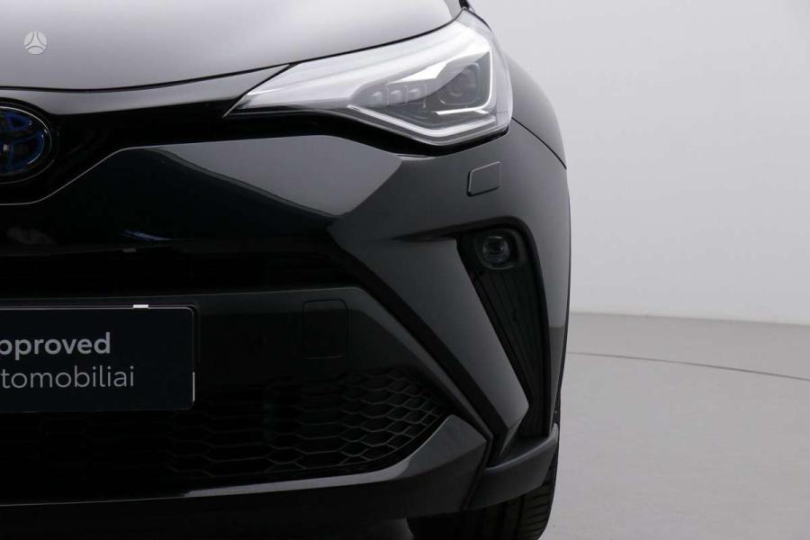 Черный Тойота C-HR 2021 в Вильнюс, объемом двигателя 1.80 л и пробегом 82 тыс. км за 24900 €, фото 21 на AUTOMOTO.COM.LV