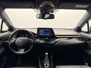 Melns Toyota C-HR 2021 Panevēža, ar dzinēja tilpumu 1.80 L un nobraukumu 58 tūkst. km par 22690 €, foto 19 vietnē AUTOMOTO.COM.LV