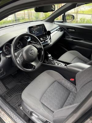 Melns Toyota C-HR 2021 Viļņa, ar dzinēja tilpumu 2.00 L un nobraukumu 150 tūkst. km par 18900 €, foto 10 vietnē AUTOMOTO.COM.LV