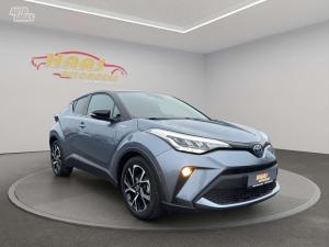 Melns Toyota C-HR 2022 Kauņa, ar dzinēja tilpumu 2.00 L un nobraukumu 70 tūkst. km par 23327 €, foto 3 vietnē AUTOMOTO.COM.LV