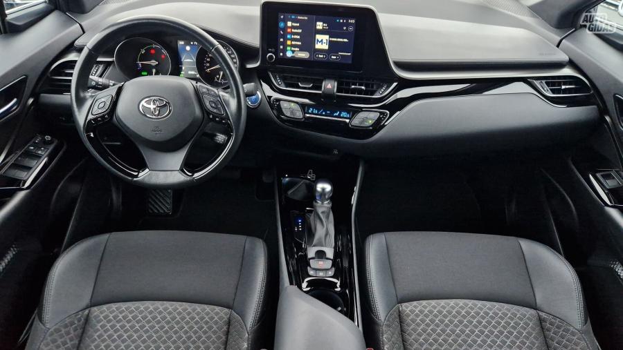 Melns Toyota C-HR 2022 Marijampole, ar dzinēja tilpumu 2.00 L un nobraukumu 60 tūkst. km par 21990 €, foto 18 vietnē AUTOMOTO.COM.LV