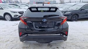 Black Toyota C-HR 2022 in Marijampole, with an engine capacity of 1.99 L and mileage of 60 thousand km for 21990 €, photo 8 on AUTOMOTO.COM.LV
