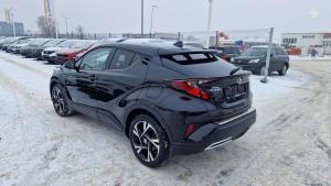 Black Toyota C-HR 2022 in Marijampole, with an engine capacity of 1.99 L and mileage of 60 thousand km for 21990 €, photo 9 on AUTOMOTO.COM.LV