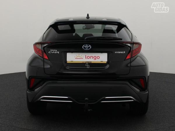 Black Toyota C-HR 2022 in Vilnius, with an engine capacity of 2.00 L and mileage of 148 thousand km for 20699 €, photo 5 on AUTOMOTO.COM.LV
