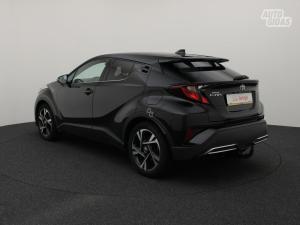 Black Toyota C-HR 2022 in Vilnius, with an engine capacity of 2.00 L and mileage of 148 thousand km for 20699 €, photo 7 on AUTOMOTO.COM.LV