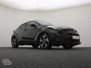 Black Toyota C-HR 2022 in Vilnius, with an engine capacity of 2.00 L and mileage of 148 thousand km for 20699 €, photo 11 on AUTOMOTO.COM.LV