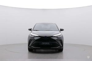 Black Toyota C-HR 2022 in Vilnius, with an engine capacity of 1.80 L and mileage of 49 thousand km for 22500 €, photo 6 on AUTOMOTO.COM.LV