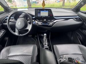 Black Toyota C-HR 2022 in Alytus, with an engine capacity of 1.80 L and mileage of 180 thousand km for 18600 €, photo 16 on AUTOMOTO.COM.LV