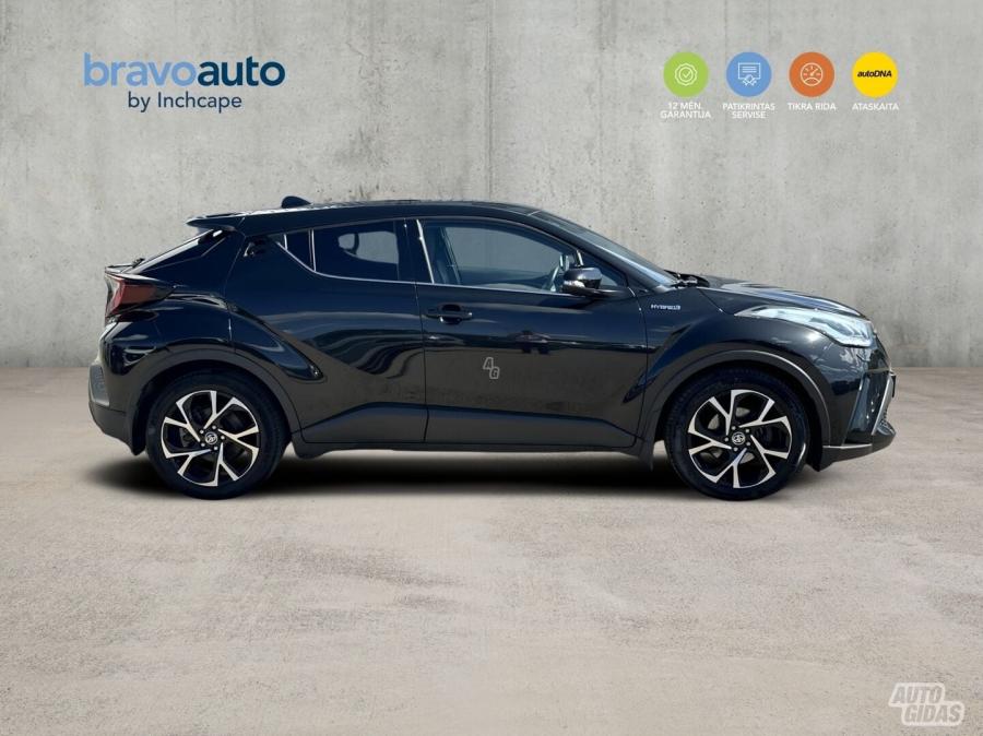 Черный Тойота C-HR 2022 в Каунас, объемом двигателя 2.00 л и пробегом 79 тыс. км за 24771 €, фото 7 на AUTOMOTO.COM.LV