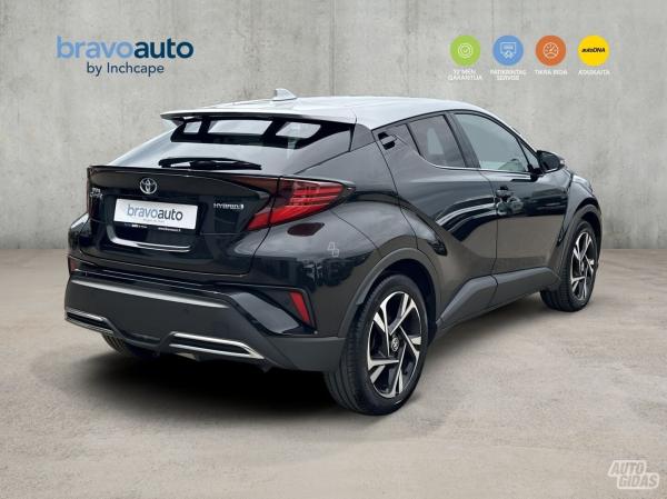 Black Toyota C-HR 2022 in Kaunas, with an engine capacity of 2.00 L and mileage of 123 thousand km for 24271 €, photo 5 on AUTOMOTO.COM.LV