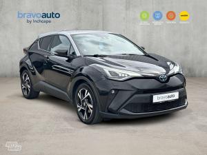 Black Toyota C-HR 2022 in Kaunas, with an engine capacity of 2.00 L and mileage of 123 thousand km for 24271 €, photo 8 on AUTOMOTO.COM.LV