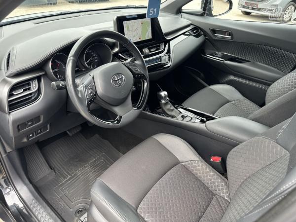 Black Toyota C-HR 2022 in Kaunas, with an engine capacity of 2.00 L and mileage of 123 thousand km for 24271 €, photo 9 on AUTOMOTO.COM.LV