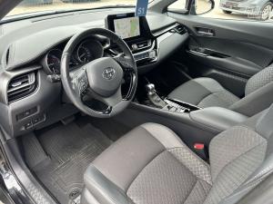 Black Toyota C-HR 2022 in Kaunas, with an engine capacity of 2.00 L and mileage of 123 thousand km for 24271 €, photo 10 on AUTOMOTO.COM.LV