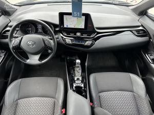 Black Toyota C-HR 2022 in Kaunas, with an engine capacity of 2.00 L and mileage of 123 thousand km for 24271 €, photo 14 on AUTOMOTO.COM.LV