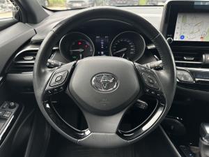 Black Toyota C-HR 2022 in Kaunas, with an engine capacity of 2.00 L and mileage of 123 thousand km for 24271 €, photo 15 on AUTOMOTO.COM.LV