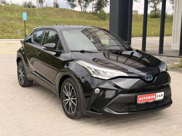 Melns Toyota C-HR 2022 Viļņa, ar dzinēja tilpumu 1.80 L un nobraukumu 108 tūkst. km par 19200 €, foto 3 vietnē AUTOMOTO.COM.LV