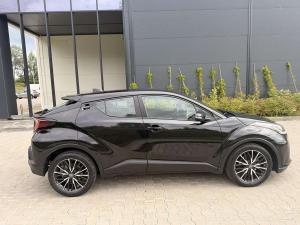 Черный Тойота C-HR 2022 в Вильнюс, объемом двигателя 1.80 л и пробегом 108 тыс. км за 19200 €, фото 6 на AUTOMOTO.COM.LV