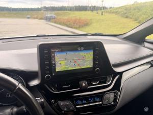 Черный Тойота C-HR 2022 в Вильнюс, объемом двигателя 1.80 л и пробегом 108 тыс. км за 19200 €, фото 29 на AUTOMOTO.COM.LV