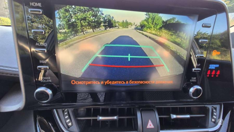 Black Toyota C-HR 2022 in Vilnius, with an engine capacity of 1.80 L and mileage of 188 thousand km for 15200 €, photo 15 on AUTOMOTO.COM.LV