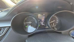 Black Toyota C-HR 2022 in Vilnius, with an engine capacity of 1.80 L and mileage of 188 thousand km for 15200 €, photo 18 on AUTOMOTO.COM.LV